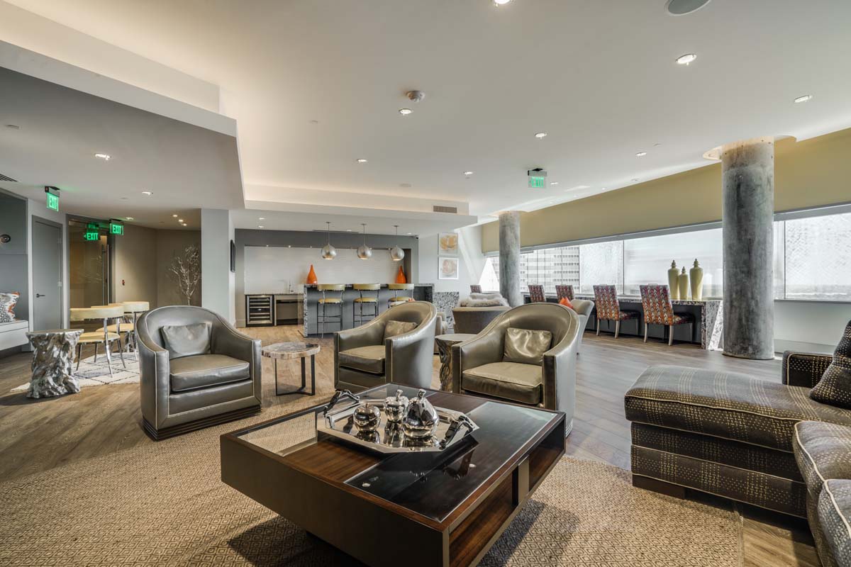 One Dallas Center | High Rise Apartments Dallas | Gallery