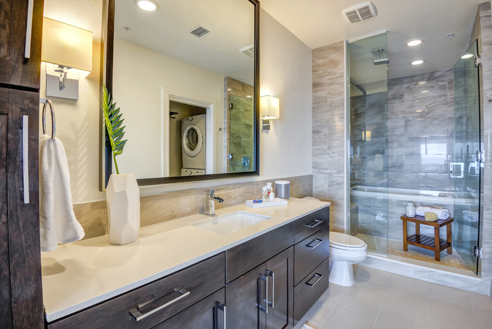 One Dallas Center | High Rise Apartments in Downtown Dallas
